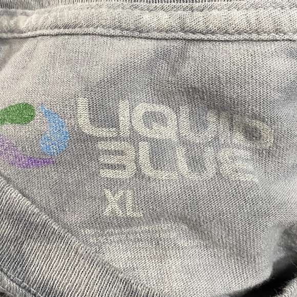 Liquid Blue | Shirts | Lion Liquid Blue Mens Gray Tshirt Size Xl 2sided ...